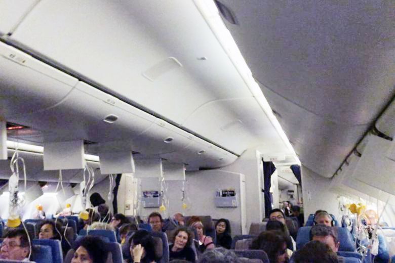 Penerbangan Singapore Airlines ke Paris Mendarat Darurat di Bandara ...