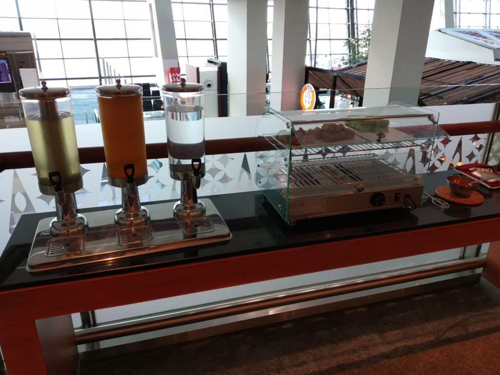 Lounge Review: Garuda Indonesia Executive Lounge Terminal 3 Domestik ...