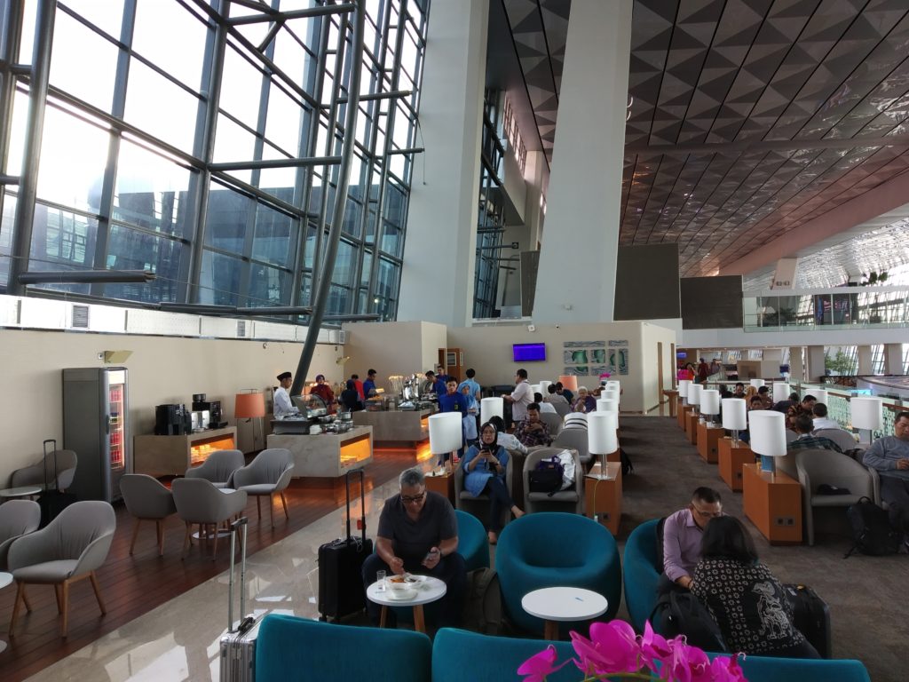Garuda Indonesia Jual Akses Lounge, Ruang Meeting, dan VIP Room ...