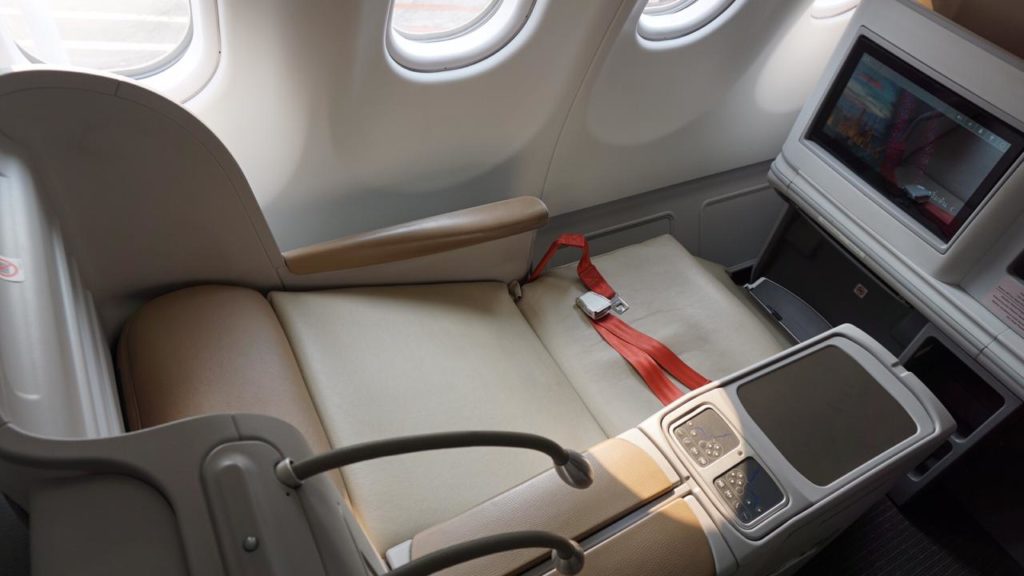 Cabin Tour: Pesawat Airbus A330-300 Pertama Batik Air - PinterPoin