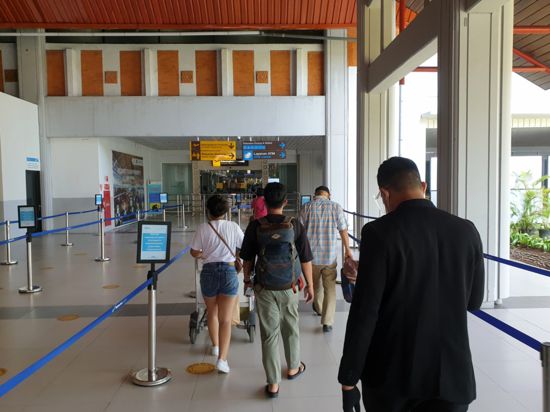 Flight Review: Garuda Indonesia First Class Bali DPS - Jakarta CGK ...