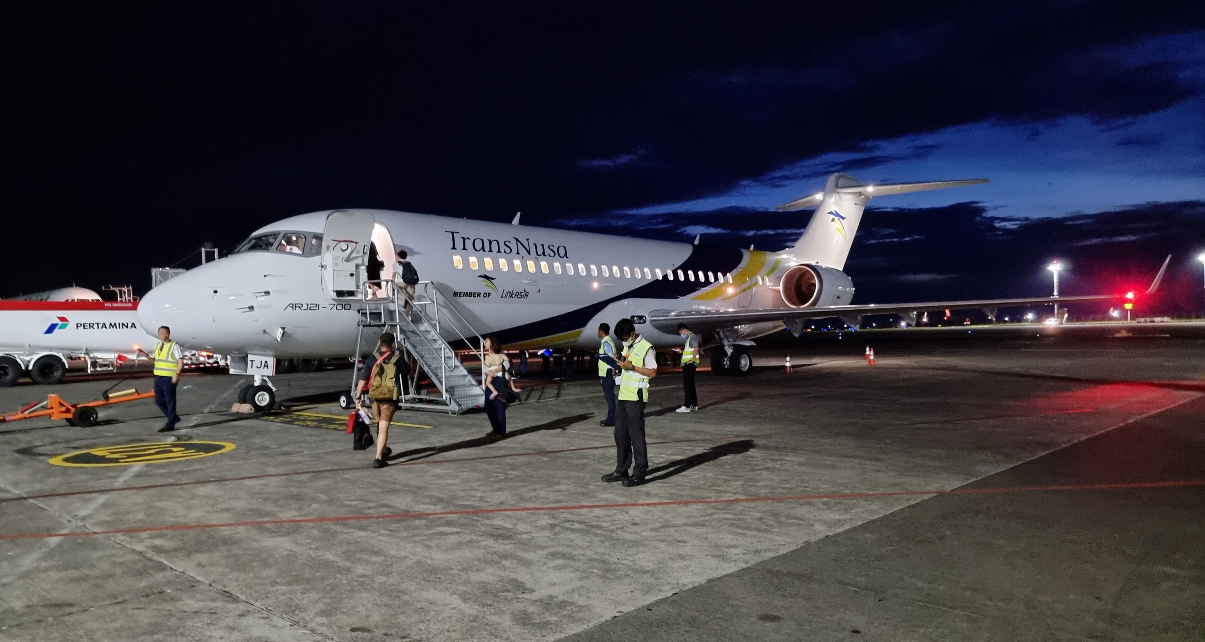 Flight Review: TransNusa Economy Class Comac ARJ21-700 Bali – Jakarta ...