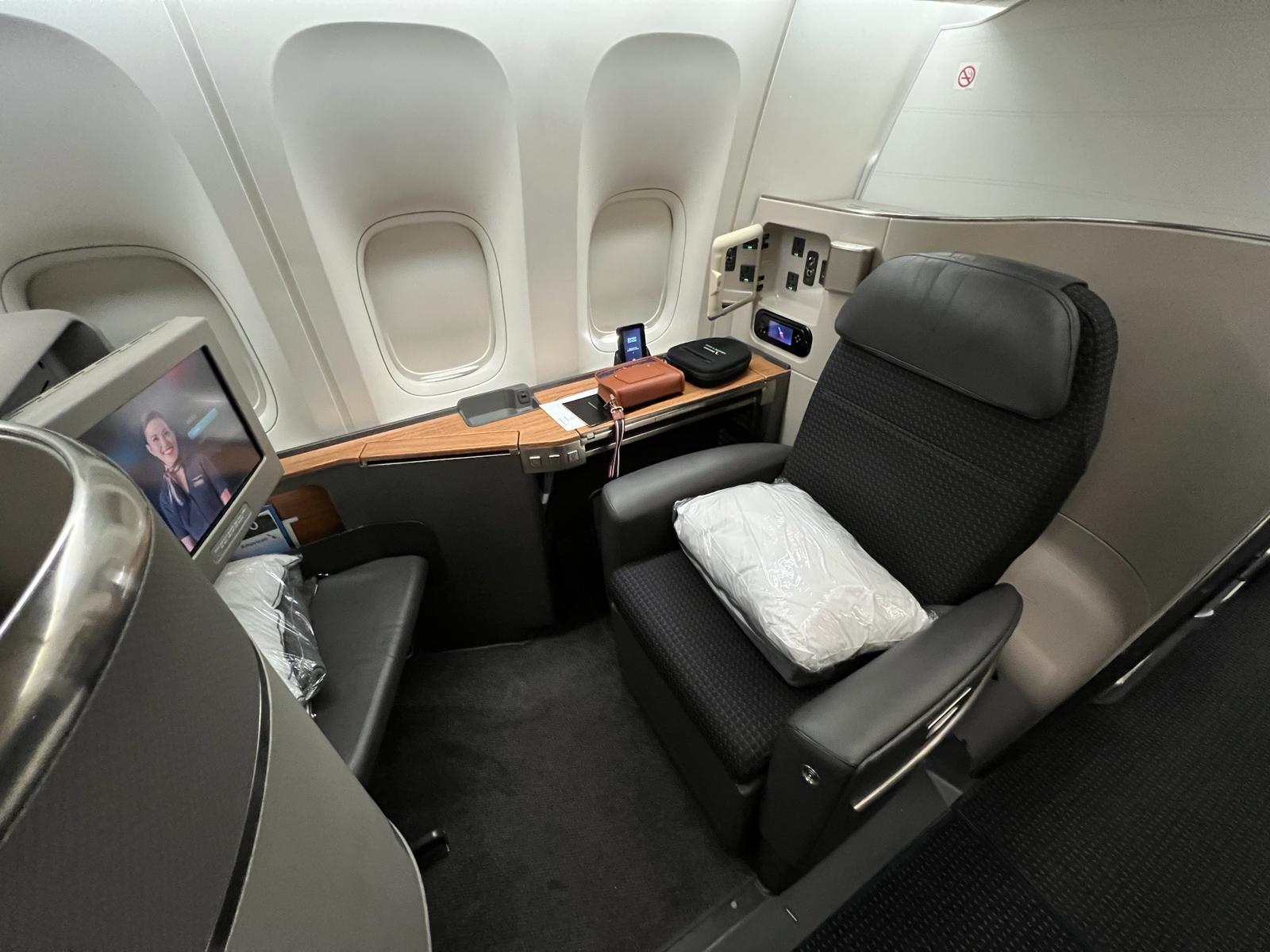 Flight Review: American Airlines "Flagship" First Class Boeing 777 ...