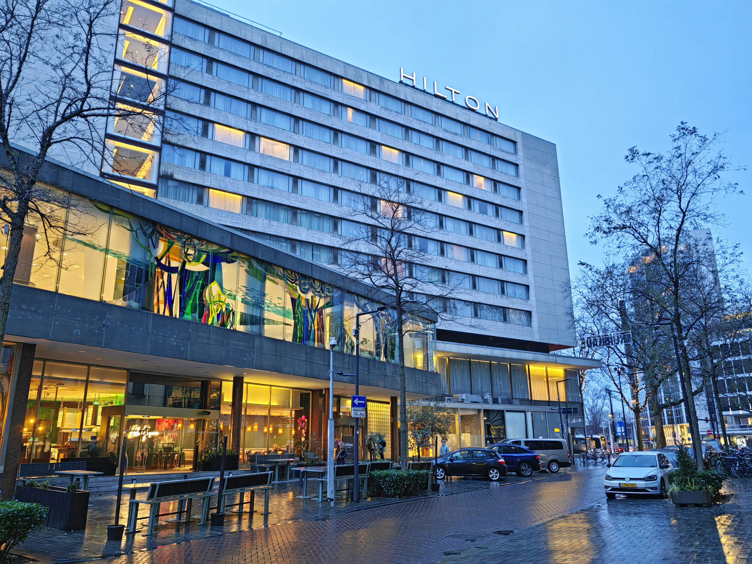 Hotel Review: Hilton Rotterdam - PinterPoin